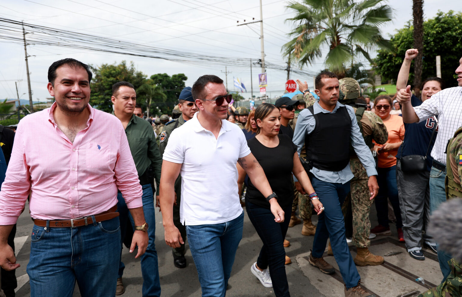 ESTUARDO SÁNCHEZ LLEGA A SAMBORONDÓN CON NUEVA TIENDA EN MÁRBOL GREEN ...